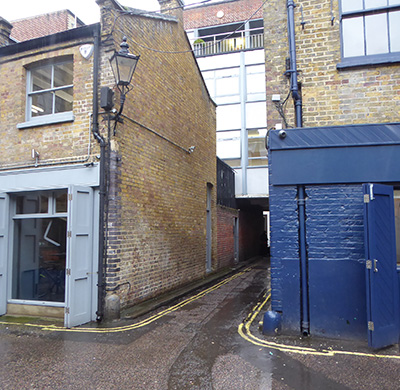 Celebrity Footsteps #1: Steven Toast’s Walk to Work – Mudskipper Press